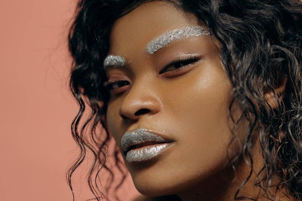 Les Tendances Maquillage Incontournables De Lannée à Ne Pas Manquer